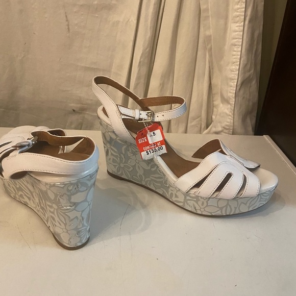 Clarks | Shoes | Clarks White With Silver Floral On Wedge Heels Size 95 ...